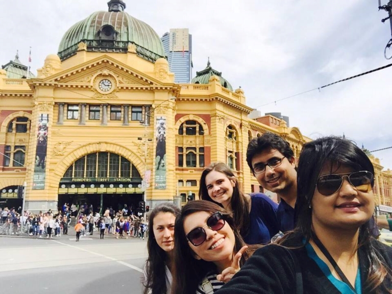 WALKING TOUR - Off we go (Rafay, Winnie, Neha, Amy & Catalina ...