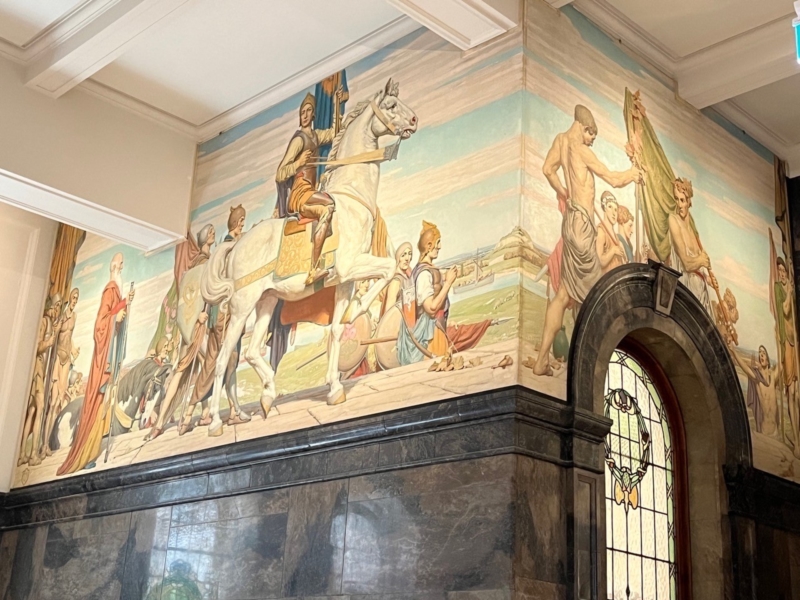 Lost Mosaics and Murals of Melbourne Walk - Walking Maps