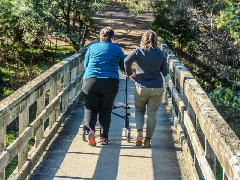 Lysterfield Park Visitor Area & Dam Wall Accessible Walk - Walking Maps
